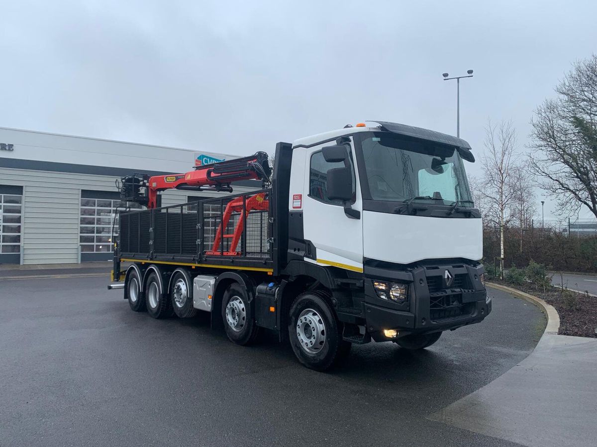 Discover the Renault C440 5-Axle Block Truck - February Feature